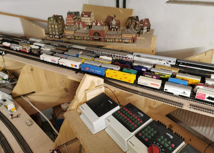 Märklin H0, Z, 1: Wie erkennt man Maßstab und Spurweite?